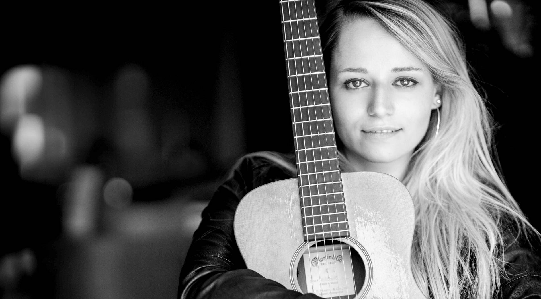 Neusser Musikerin Clara Krum beim Wettbewerb um die beste Band im Westen