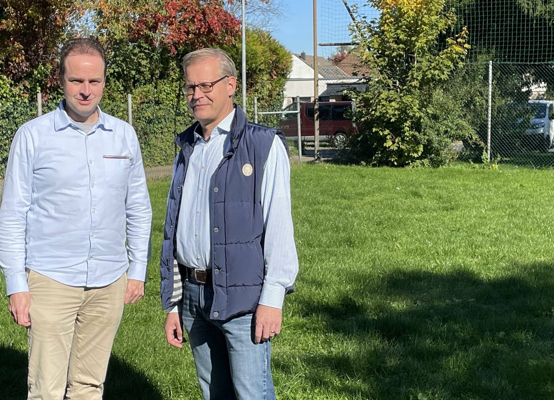 Kölner Straße in Büttgen - Anwohner kämpfen um Bolzplatz