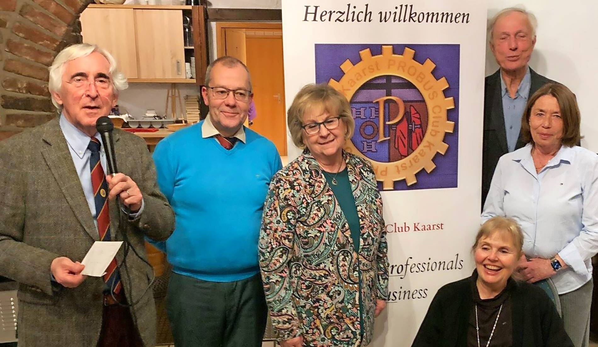 Spende des Kaarster Probus-Clubs für den guten Zweck