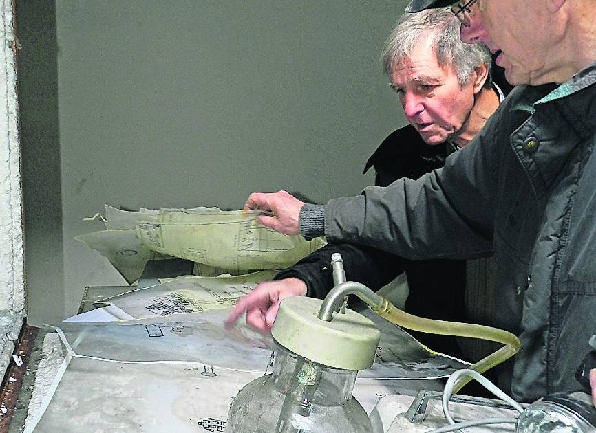 Albert Wunsch rettet Fundstücke vom Bauer & Schaurte-Gelände